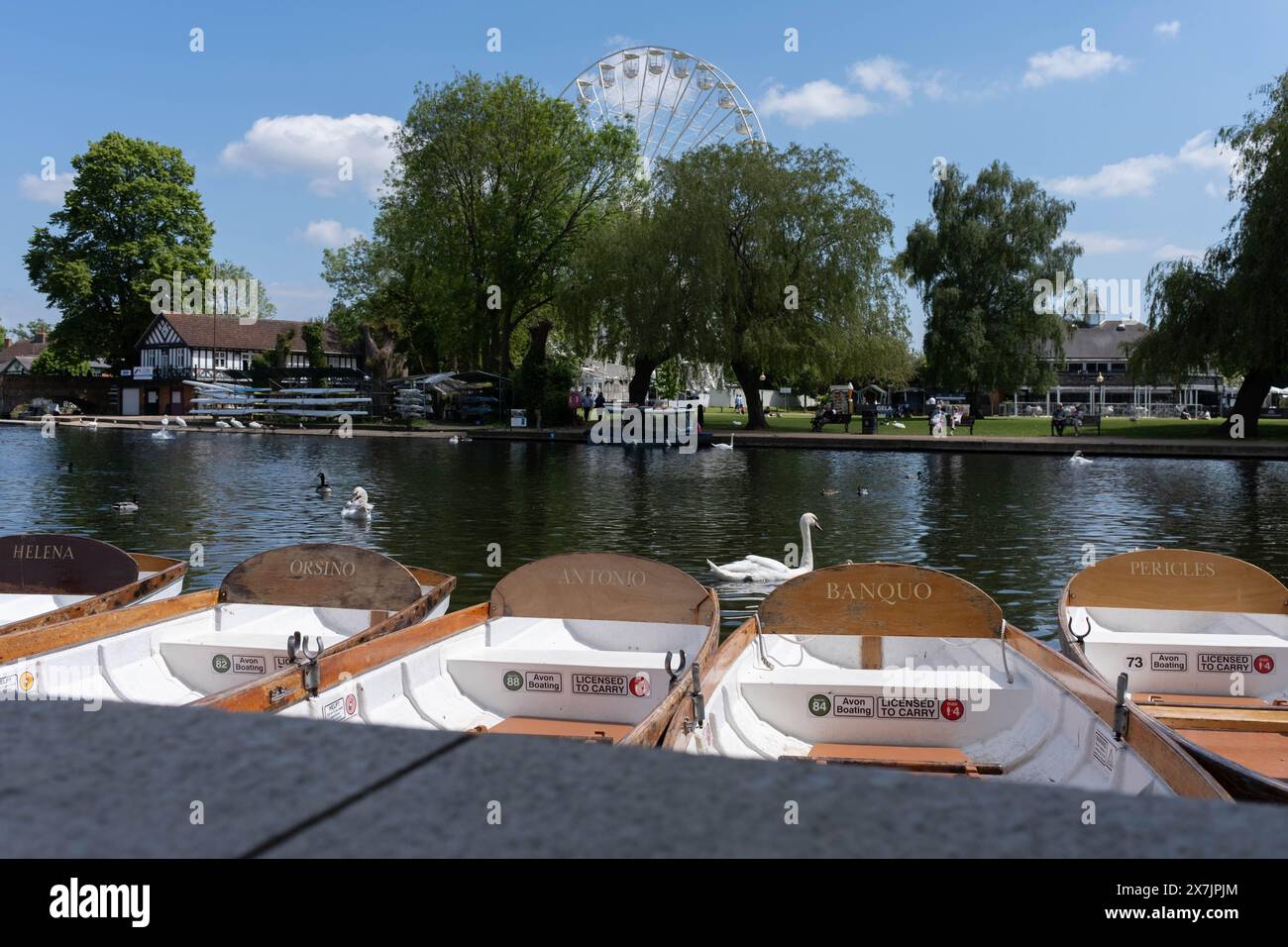 Boats on the River Avon at Stratford upon Avon, Warwickshire, UK Stock ...