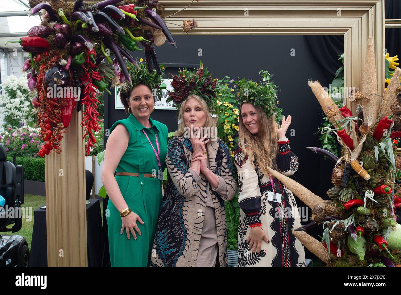 Chelsea, London, UK. 20th May, 2024. Ab Fab actor Joanna Lumley (M ...