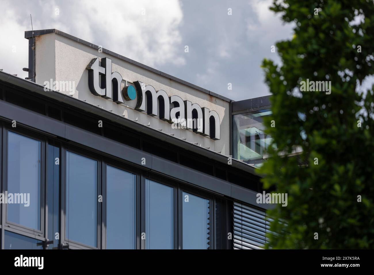 Bilderserie: 70 Jahre Thomann im fränkischen Treppendorf, Europas ...