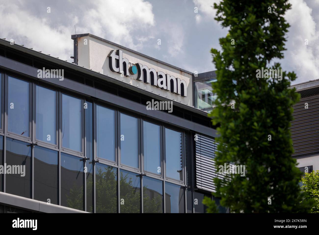 Bilderserie: 70 Jahre Thomann im fränkischen Treppendorf, Europas ...