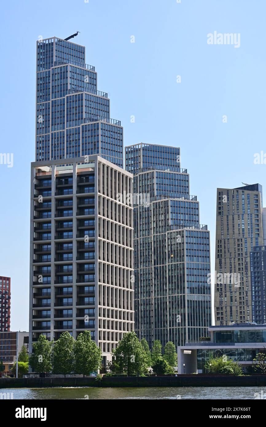 Tower Blocks in Nine Elms, London Stock Photo - Alamy