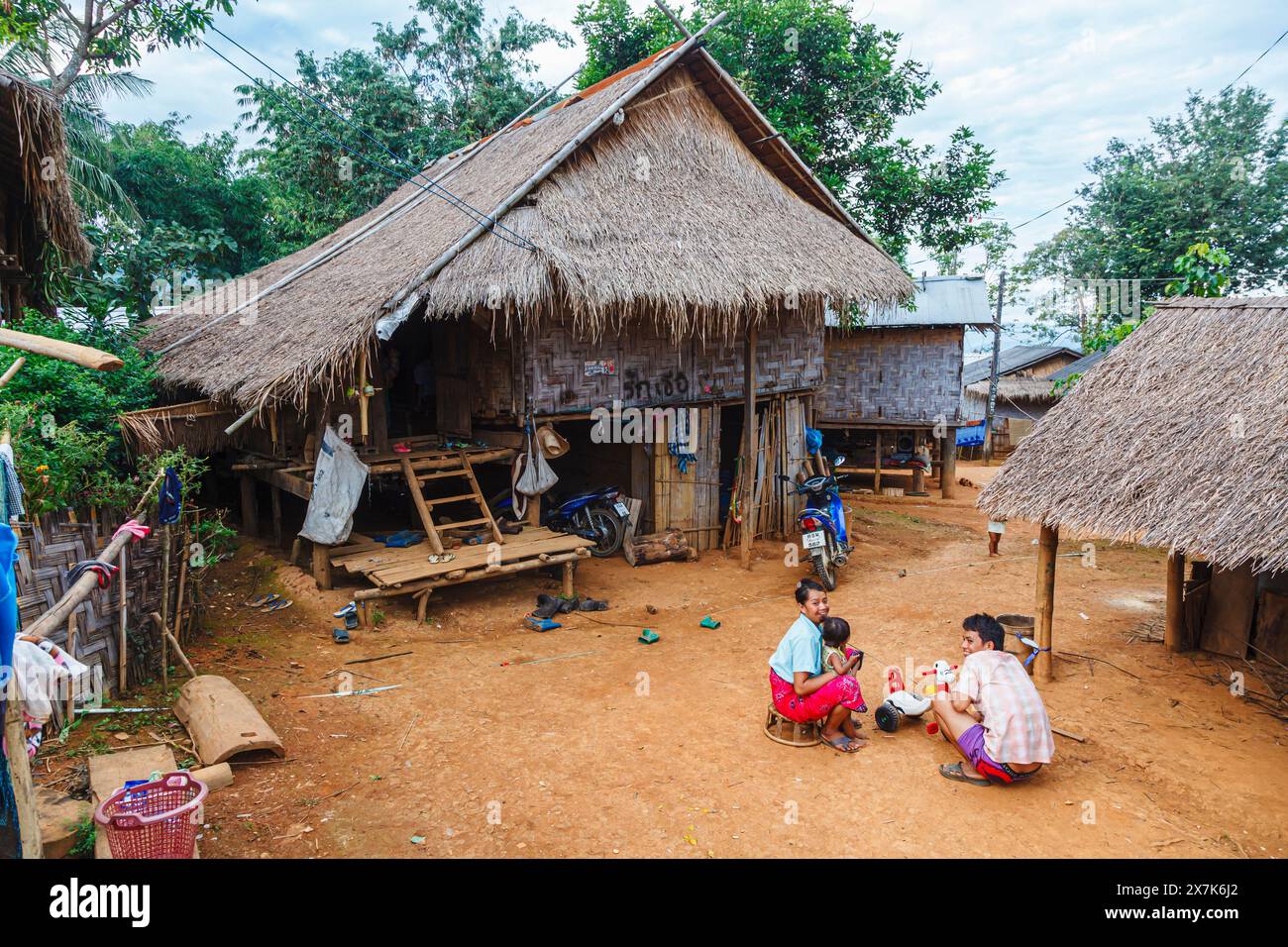 Lahu people north thailand hi-res stock photography and images - Alamy