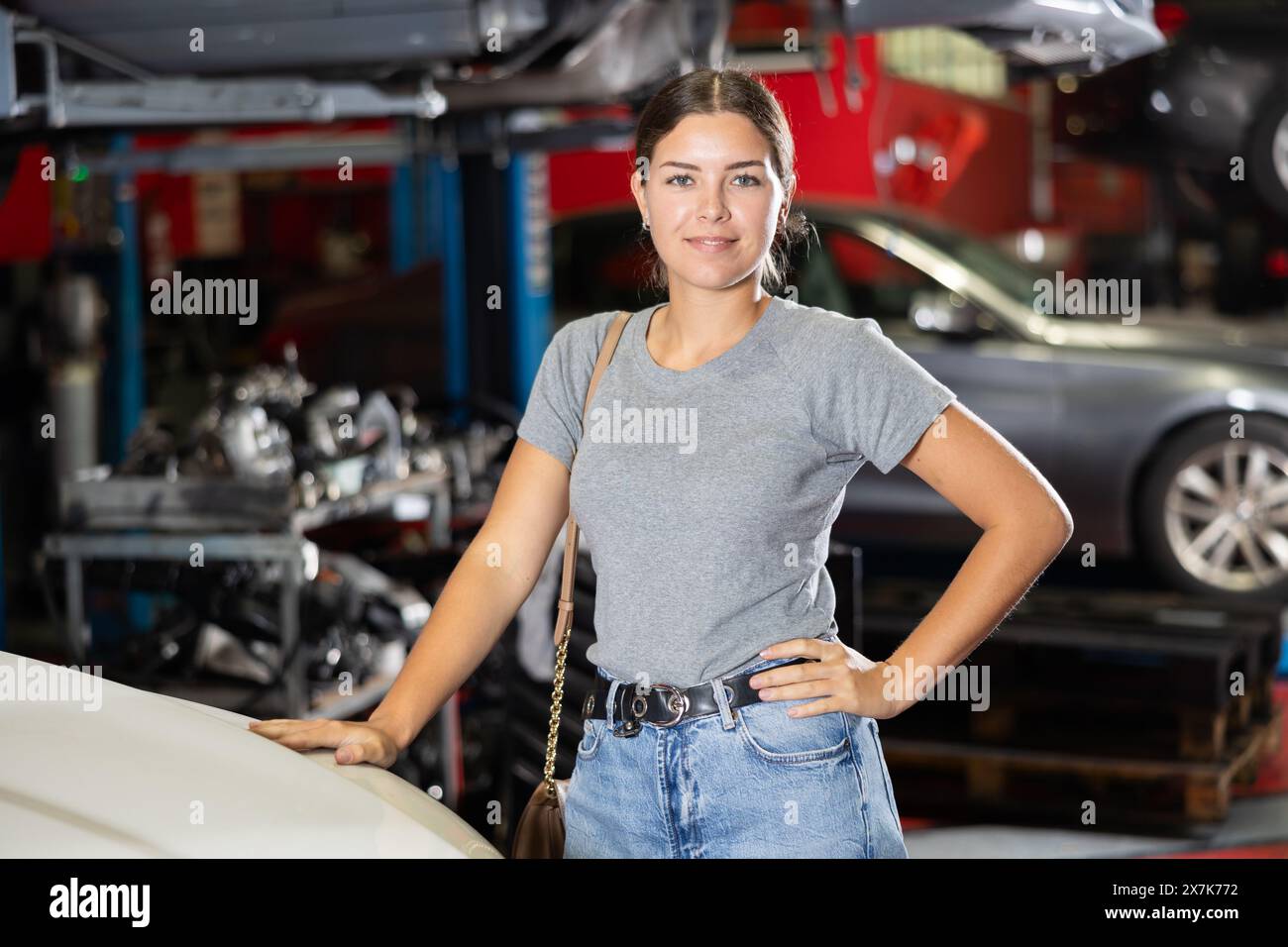 Station customer service hi-res stock photography and images - Alamy