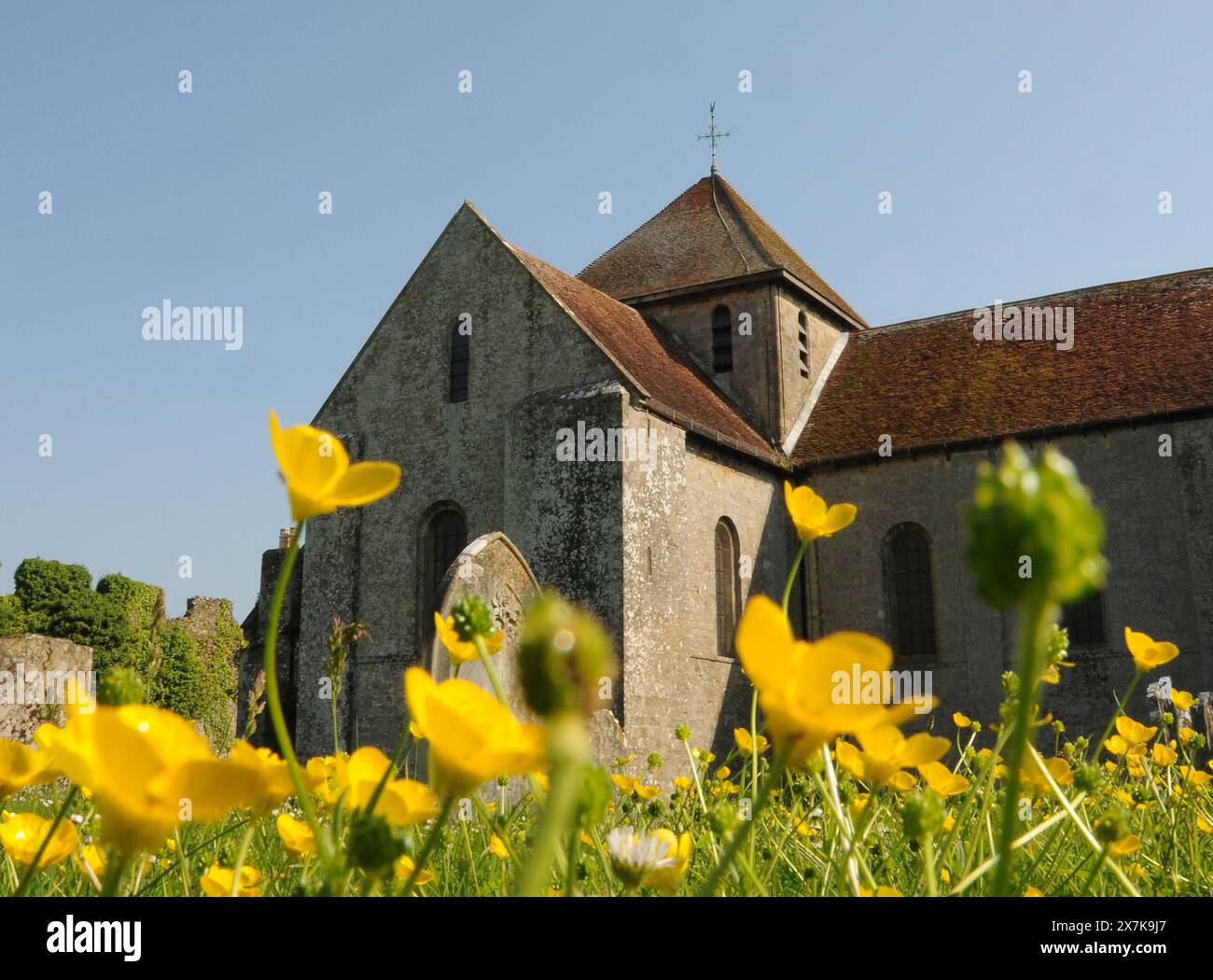 ST. MARY'S CHURCH IN THE GROUNDS OF PORTCHESTER CASTLE BUILT BY THE ...