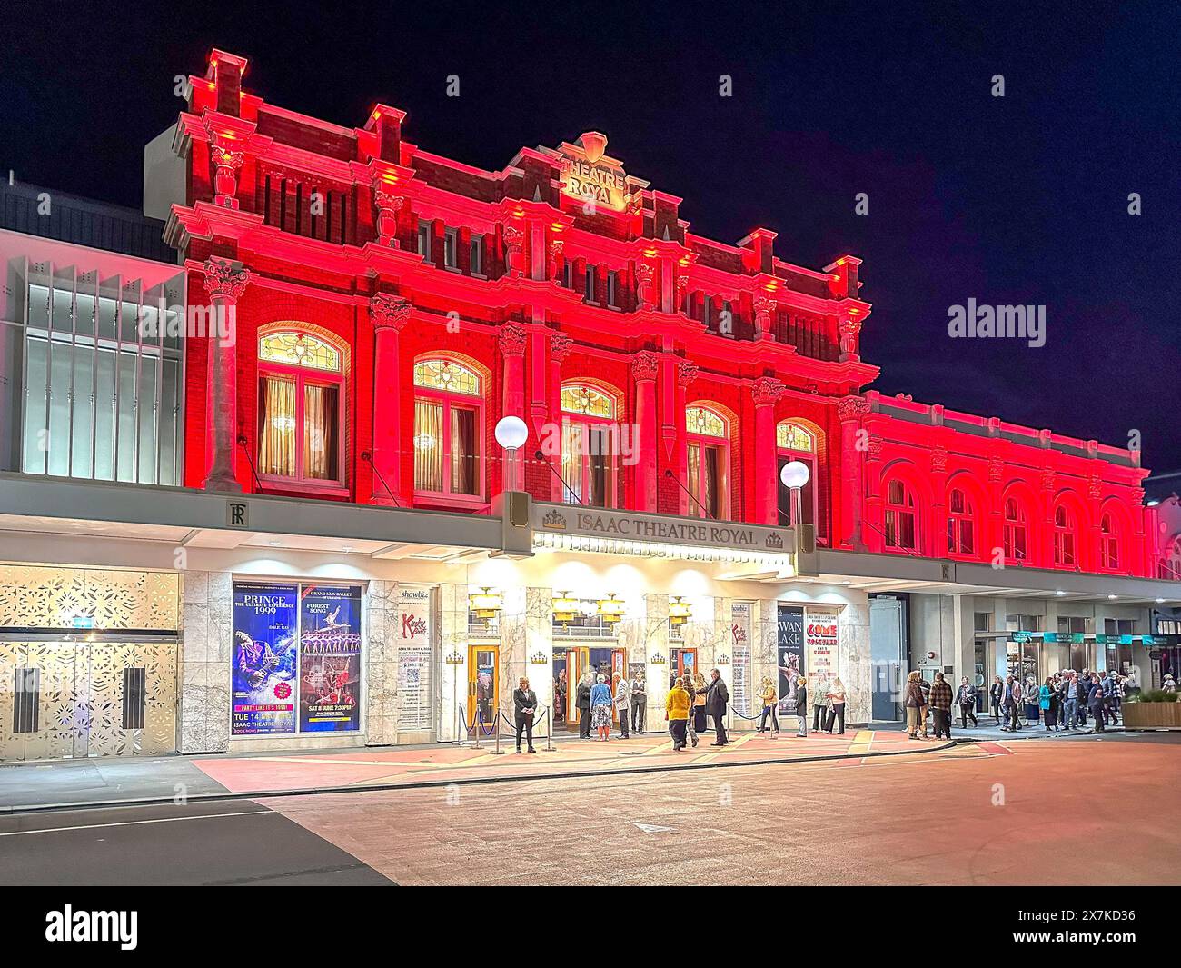 Isaac Theatre Royal at night, Gloucester Street, Christchurch Central ...