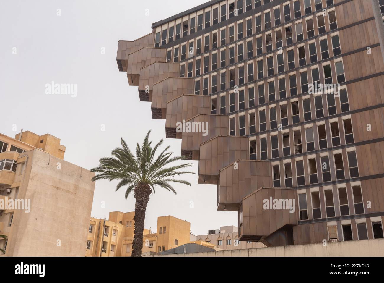 Unique inverted pyramid shape hi-res stock photography and images - Alamy