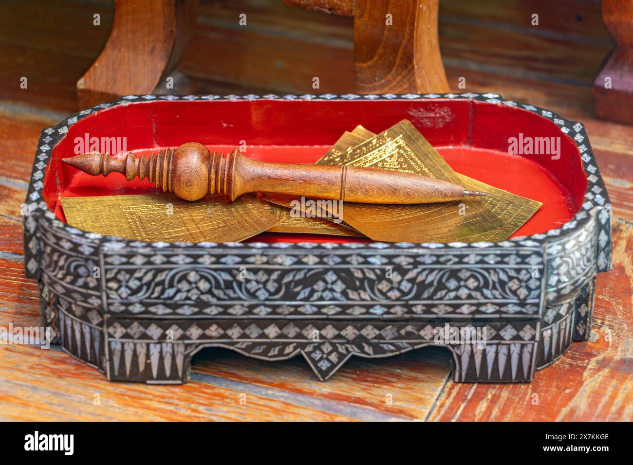 The pen with a set of talisman plates in a decorated box, Buddhist ...