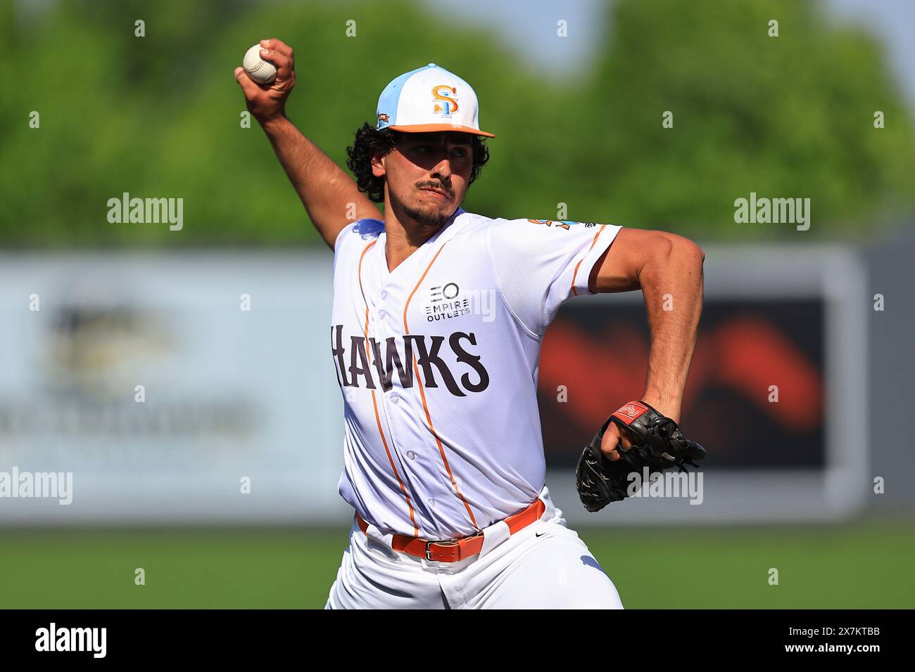 Staten Island FerryHawks pitcher Christian Capuano #43 throws during ...