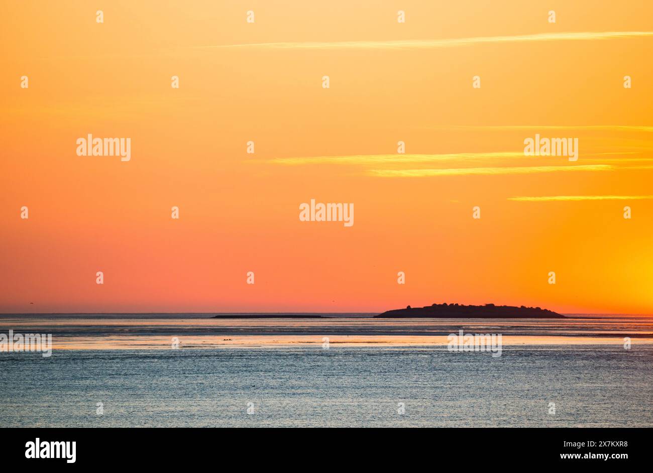 Sky and sea at a picturesque, golden, breathtakingly beautiful sunset ...