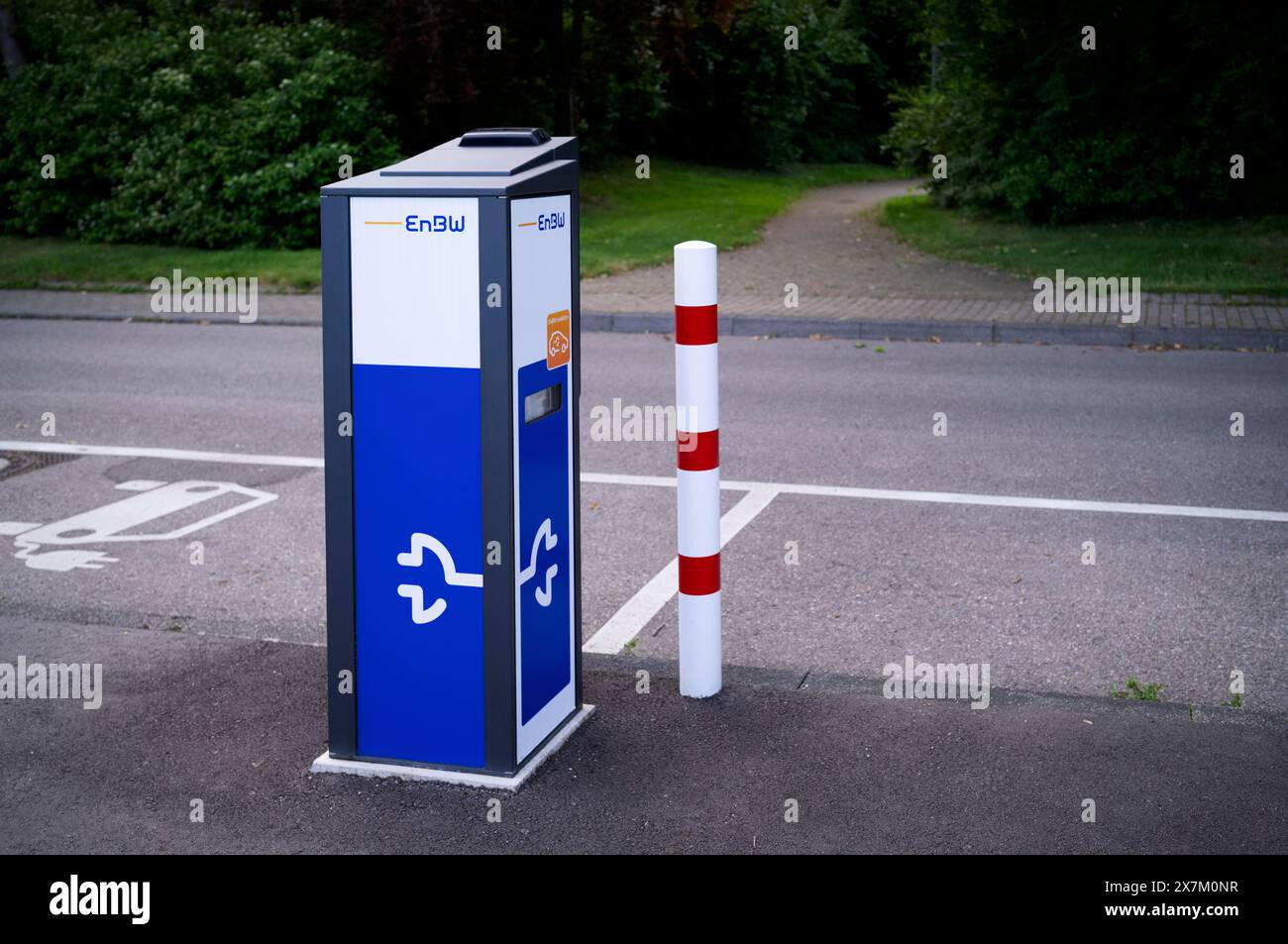 EnBW charging station for electric cars, electric filling station, e ...