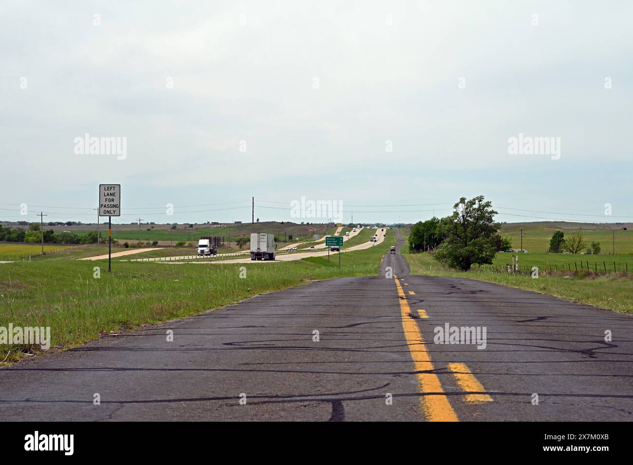 The legendary Route 66 runs along Interstate 40, Texas Stock Photo - Alamy