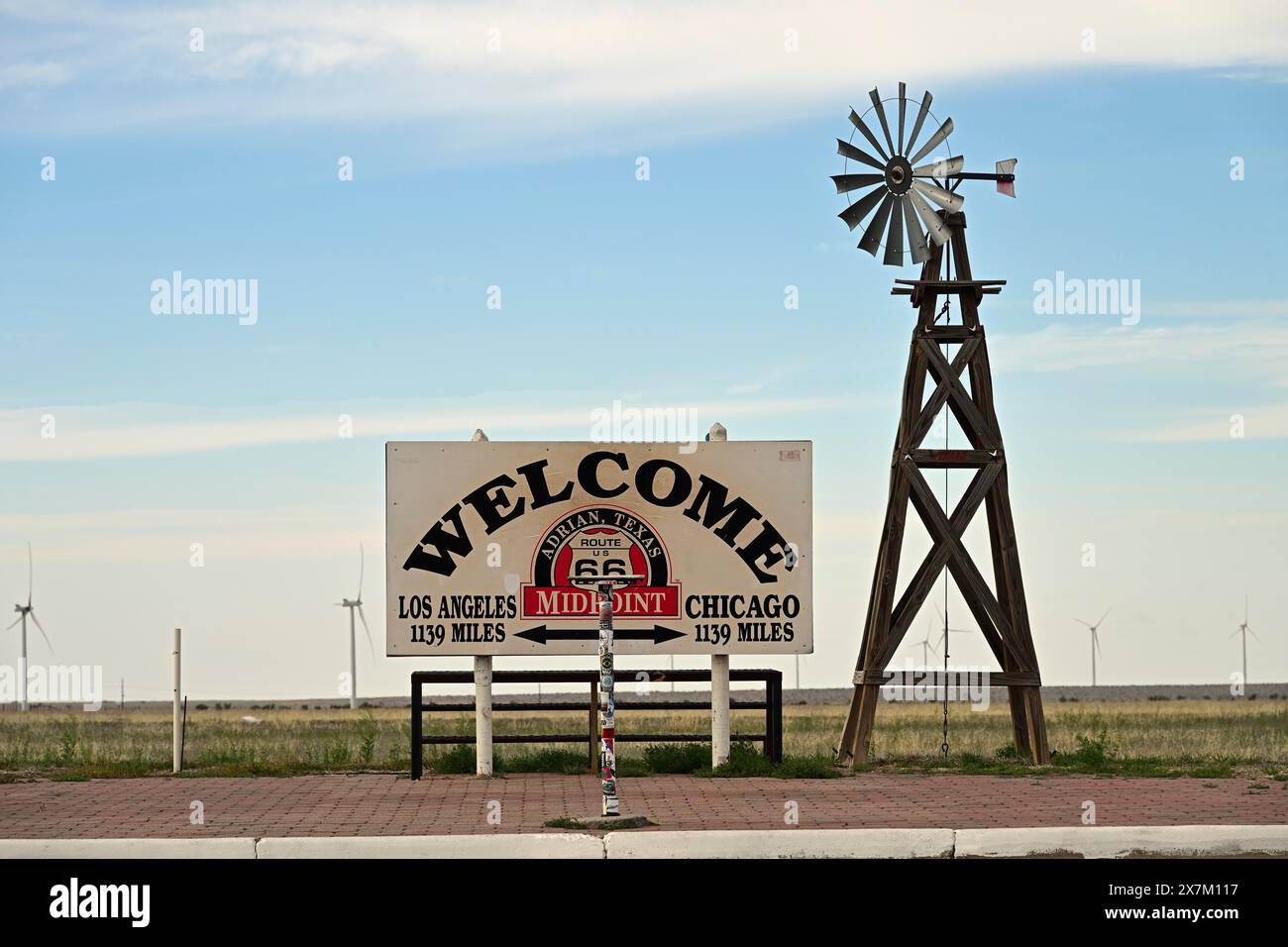 Midpoint, halfway between Los Angeles and Chicago, Route 66, Adrian ...