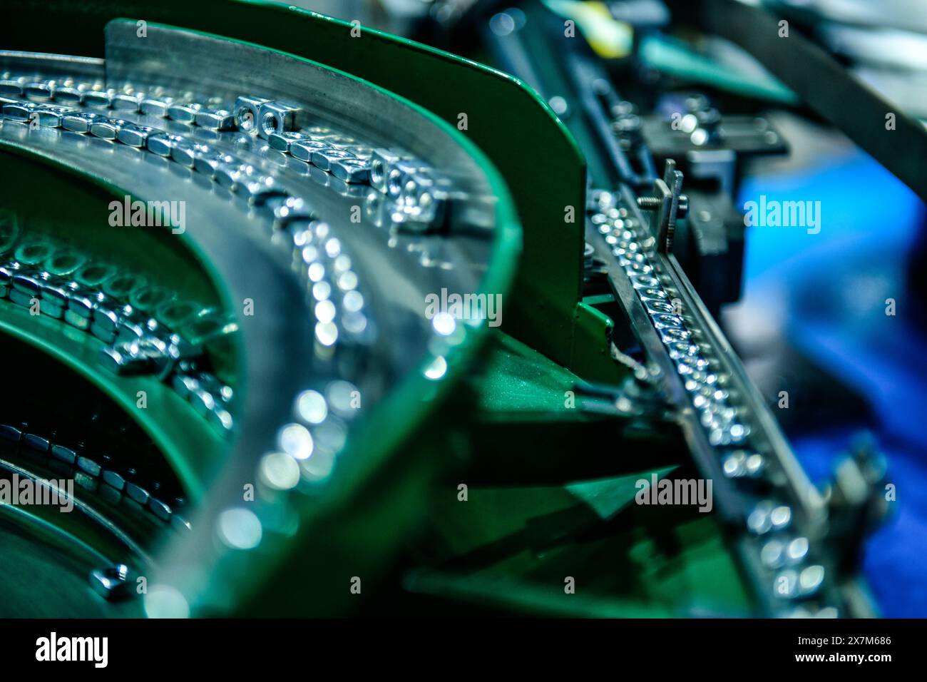 Silver manufacturing hi-res stock photography and images - Alamy