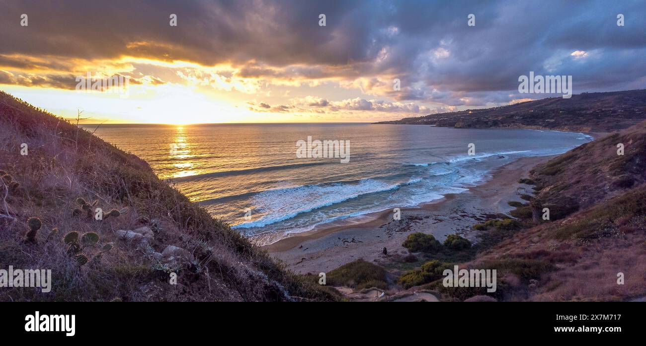 Discover the serene beauty of Rancho Palos Verdes along the Catalina ...