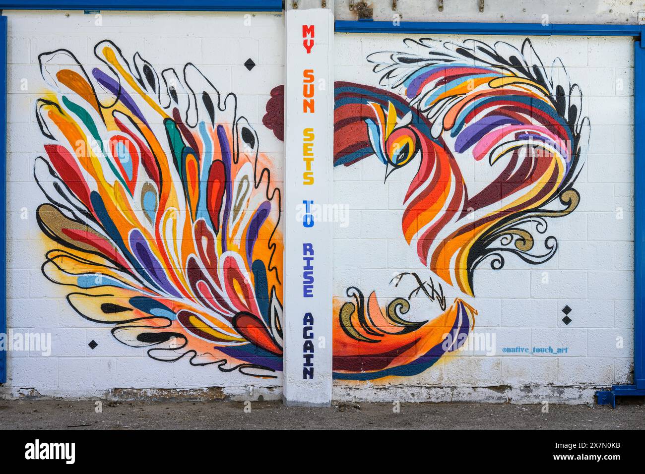 My Sun Sets to Rise Again Phoenix graffiti Stock Photo - Alamy