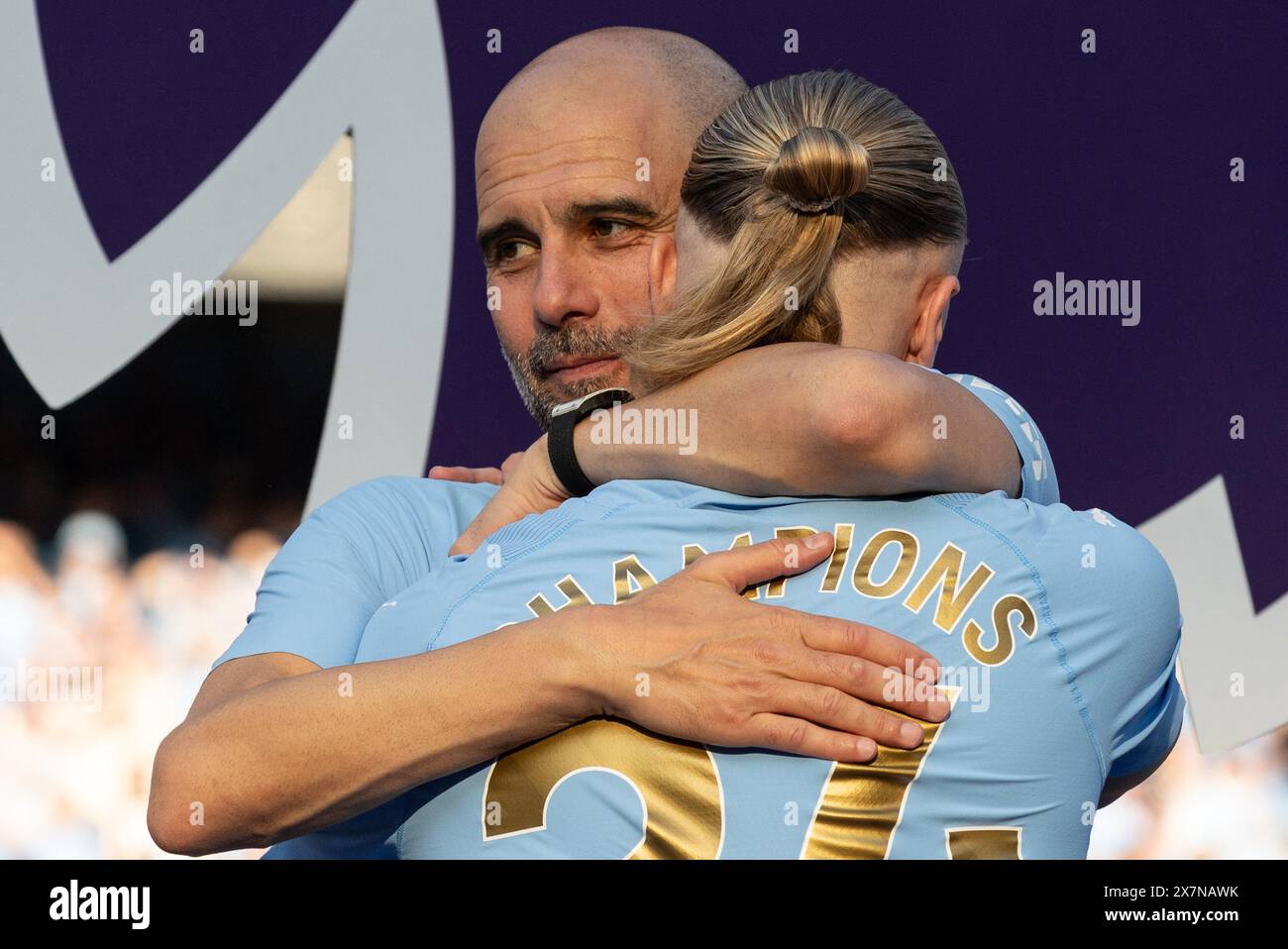 Erling haaland and pep guardiola hi-res stock photography and images ...