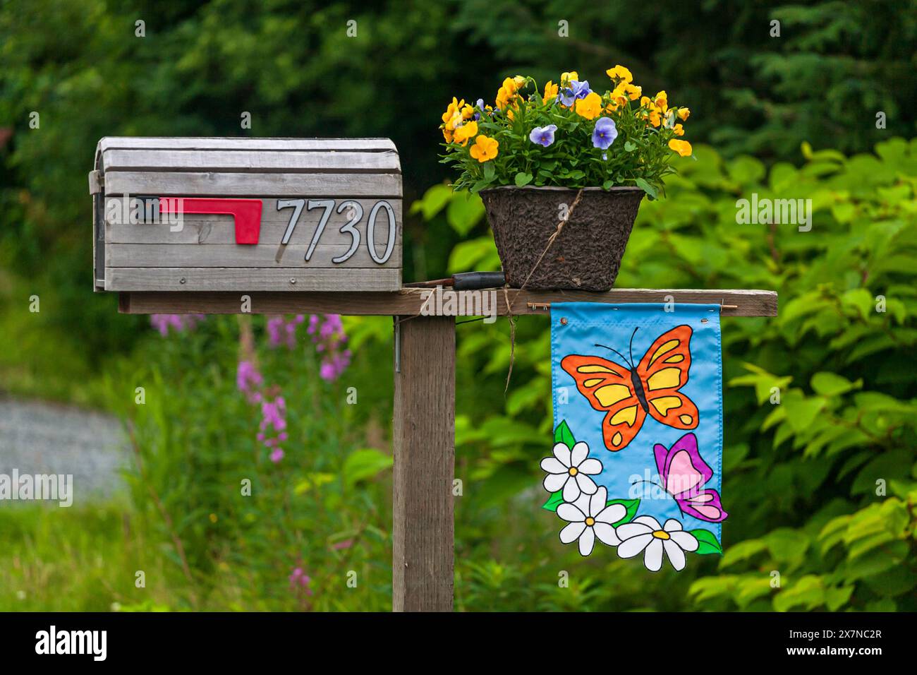 Artwork letter hi-res stock photography and images - Alamy