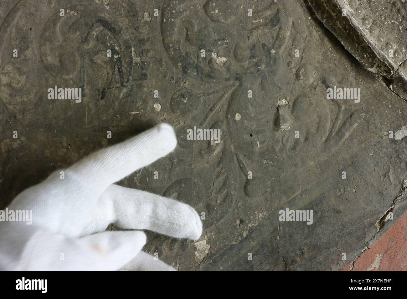 gold with carvings on the old icon. restoration of the icon, gold ...