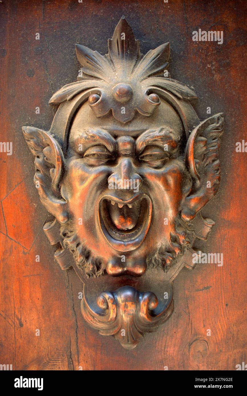 Wooden Door, Decoration, Head Sculpture Carved Stock Photo - Alamy
