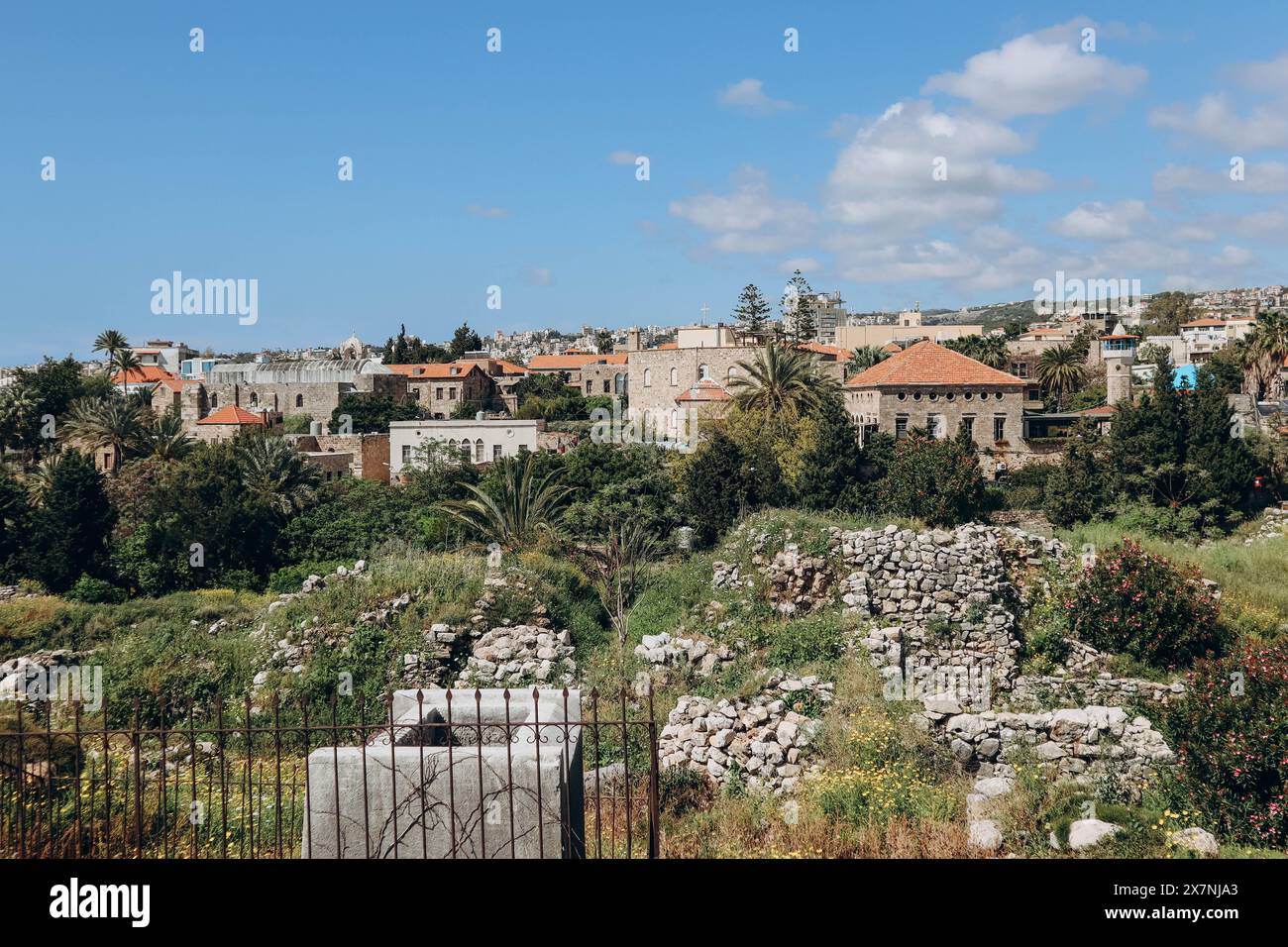 Roman ruins in the Lebanese ancient city of Byblos Stock Photo - Alamy