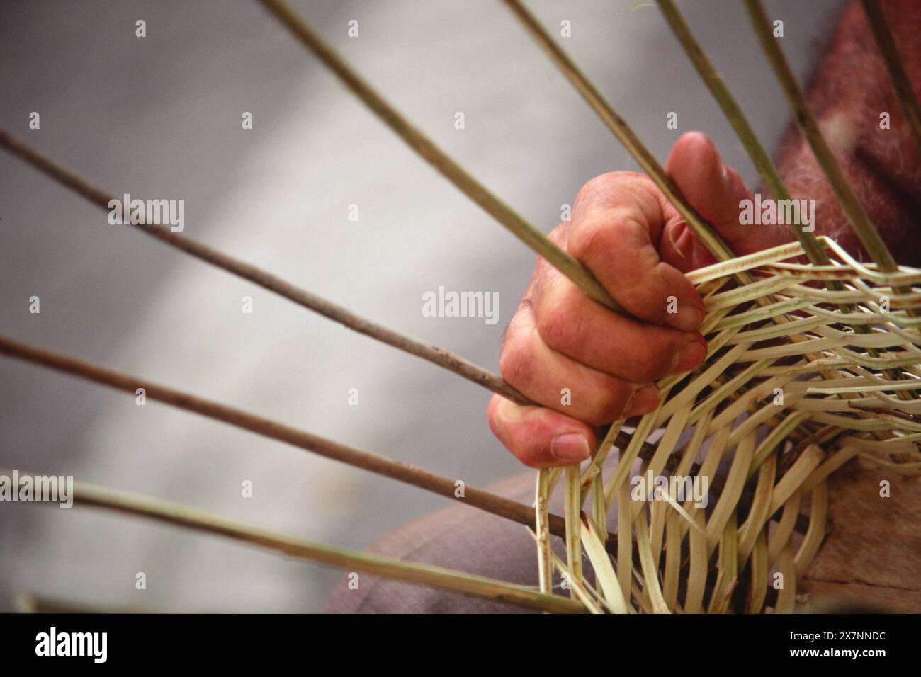 Person making basket hi-res stock photography and images - Alamy