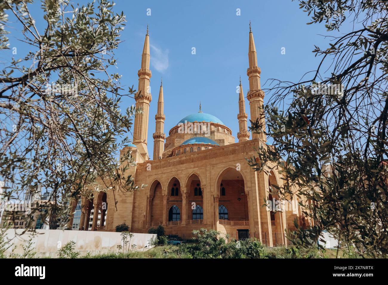 The Mohammad Al-Amin Mosque, a Sunni Muslim mosque located in downtown ...