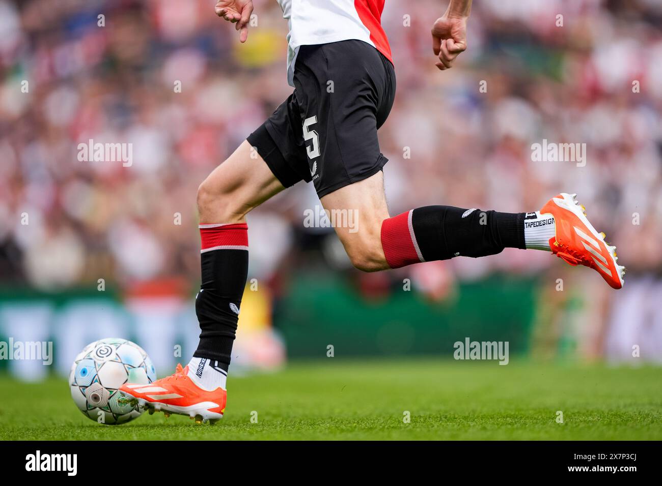 Rotterdam - Leo Sauer of Feyenoord during the Eredivisie match between ...