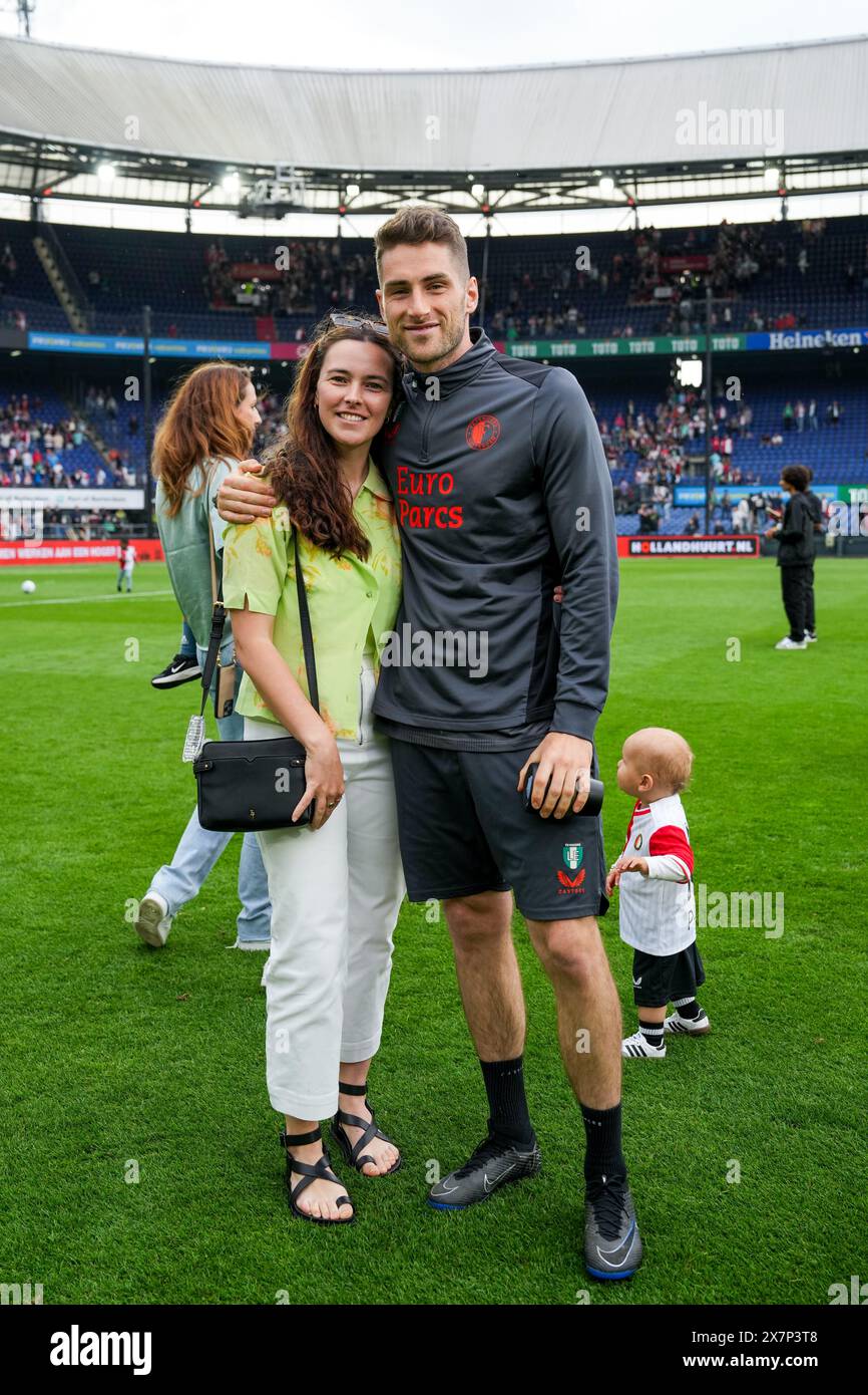 Rotterdam - Performance coach Leigh Egger with girlfriend during the ...