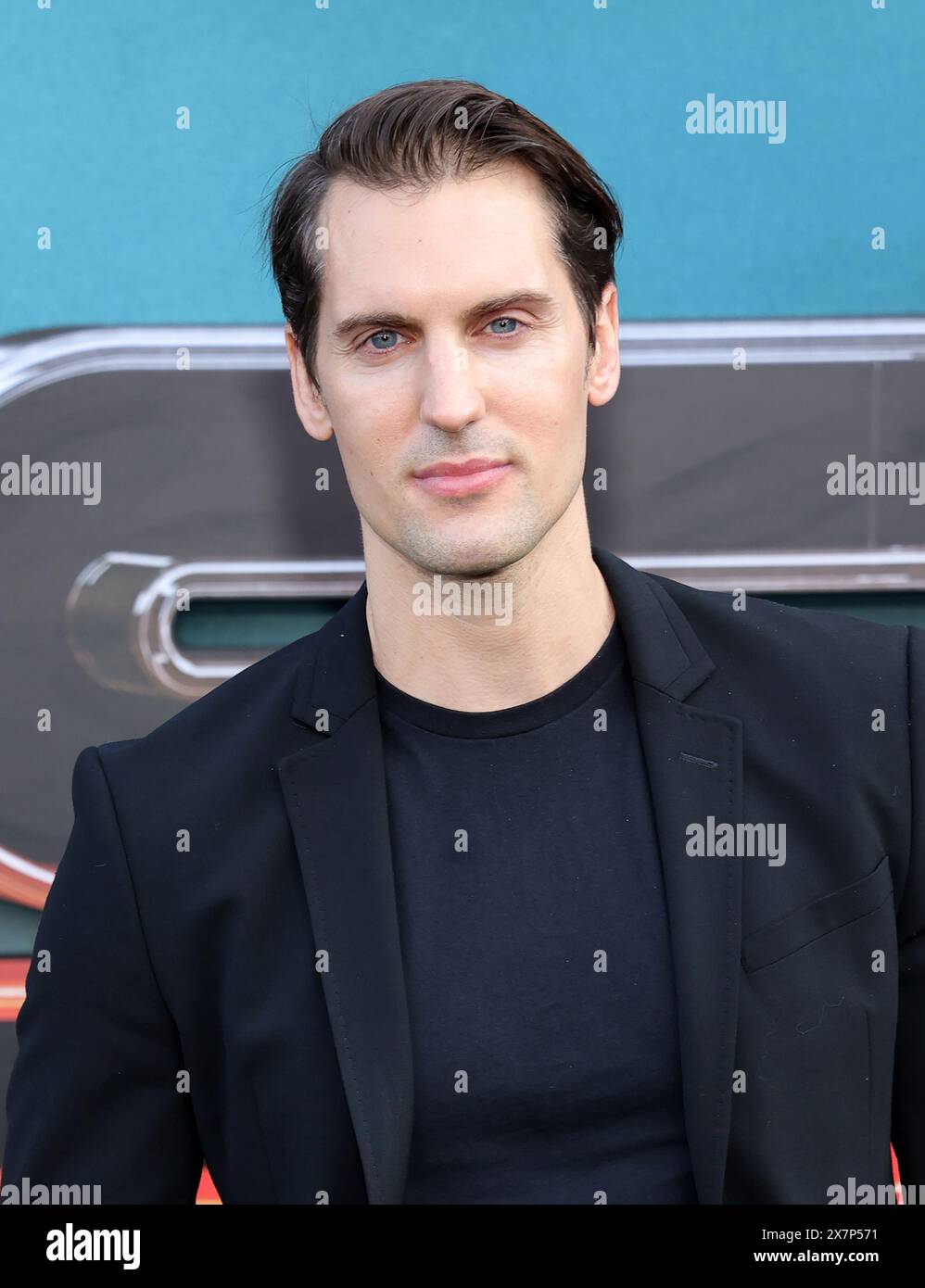 LOS ANGELES, CA - MAY 20: Logan Hunt at the Netflix premiere of Atlas ...