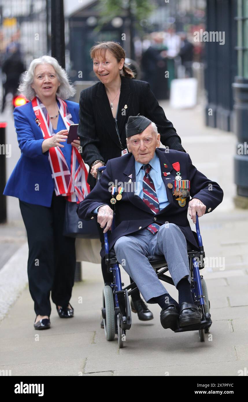 London, United Kingdom, 21 May 2024. Schoolchildren and veterans arrive ...