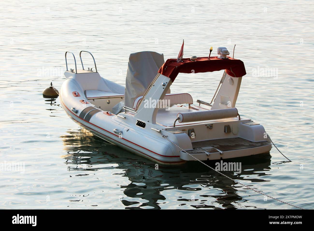 Modern white inflatable flatbeat plastic PVC boat with leather seats ...