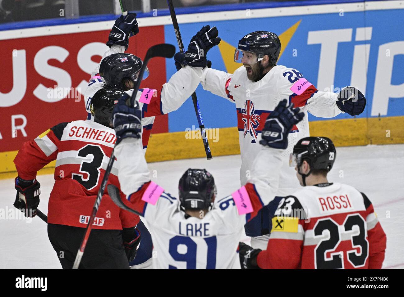 Prague, Czech Republic. 21st May, 2024. Evan Mosey (GBR) celebrates a ...