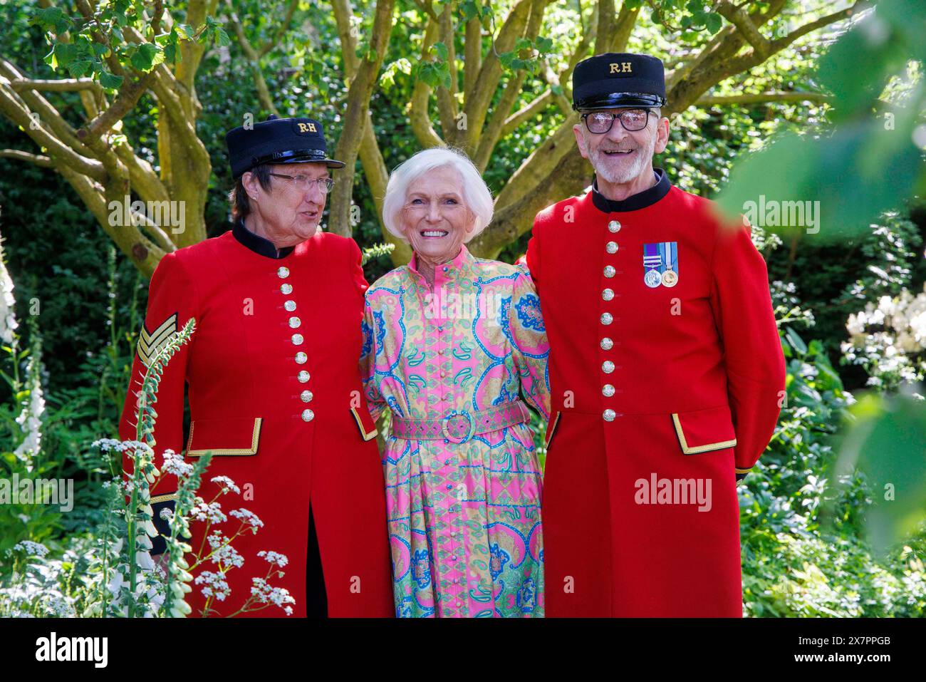 Dame Mary Berry, Chef, Television presenter and author, at the RHS ...