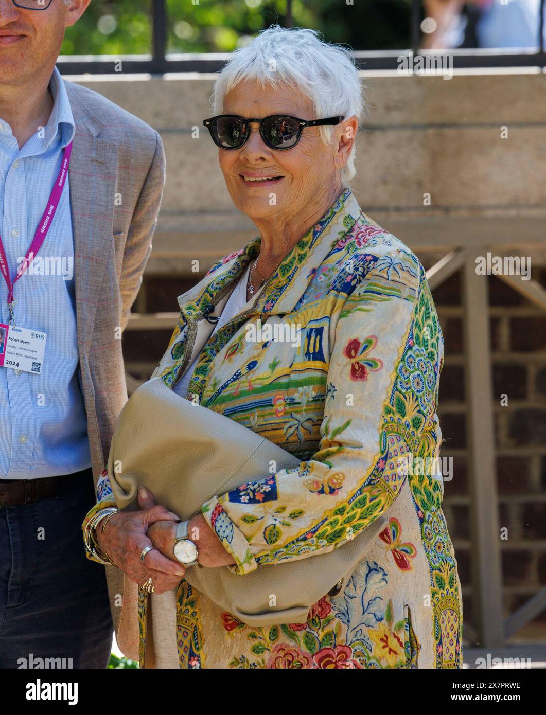 Actress Dame Judi Dench at the RHS Chelsea Flower Show Stock Photo - Alamy