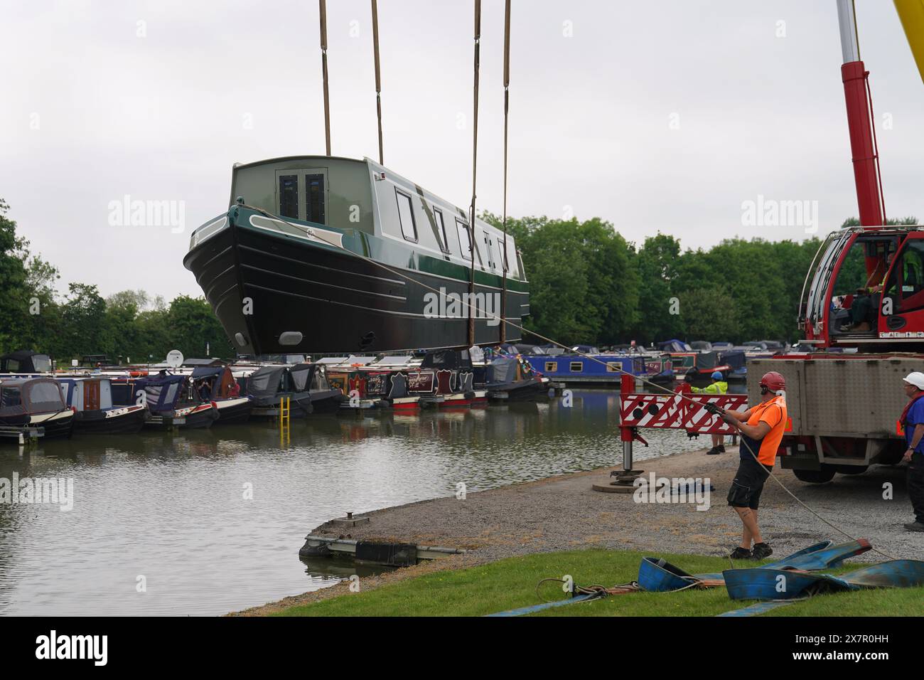 Visitors to the crick boat show hi-res stock photography and images - Alamy
