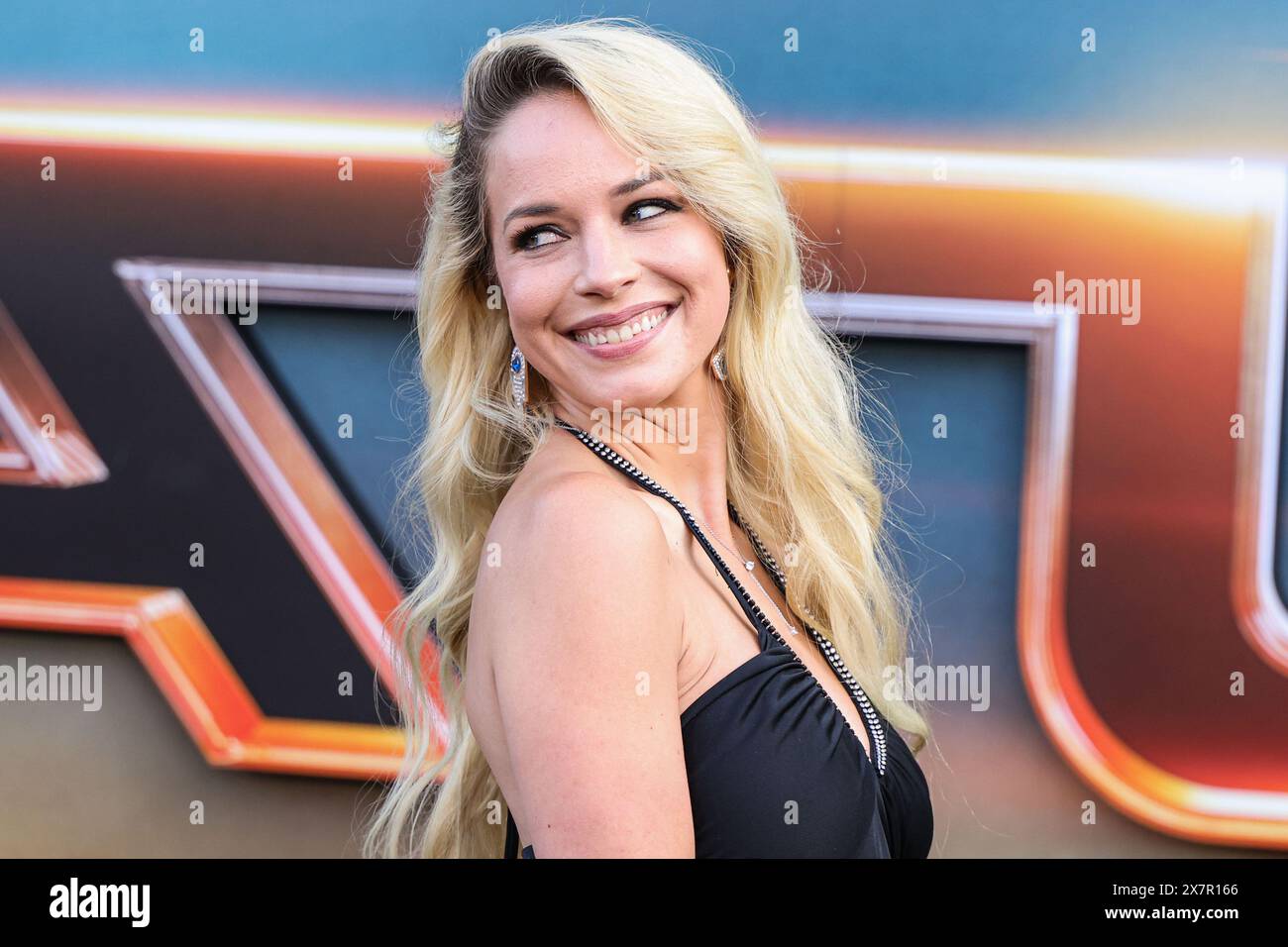 HOLLYWOOD, LOS ANGELES, CALIFORNIA, USA - MAY 20: Alexis Knapp arrives ...