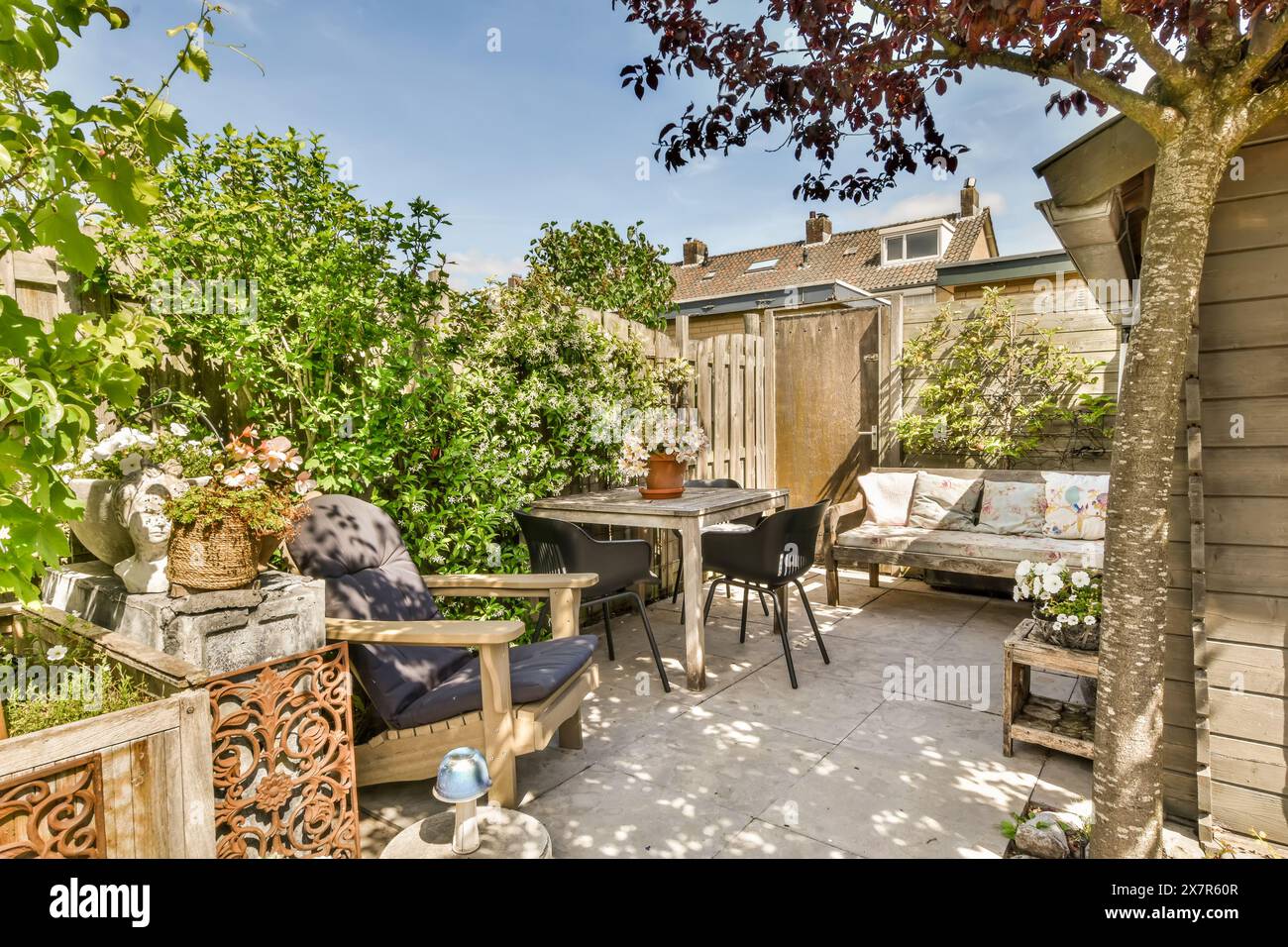 This delightful garden patio offers a tranquil escape in Amsterdam ...