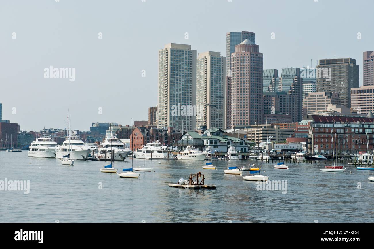 Boston North End Harbour Front . Facing out across the Charles River ...