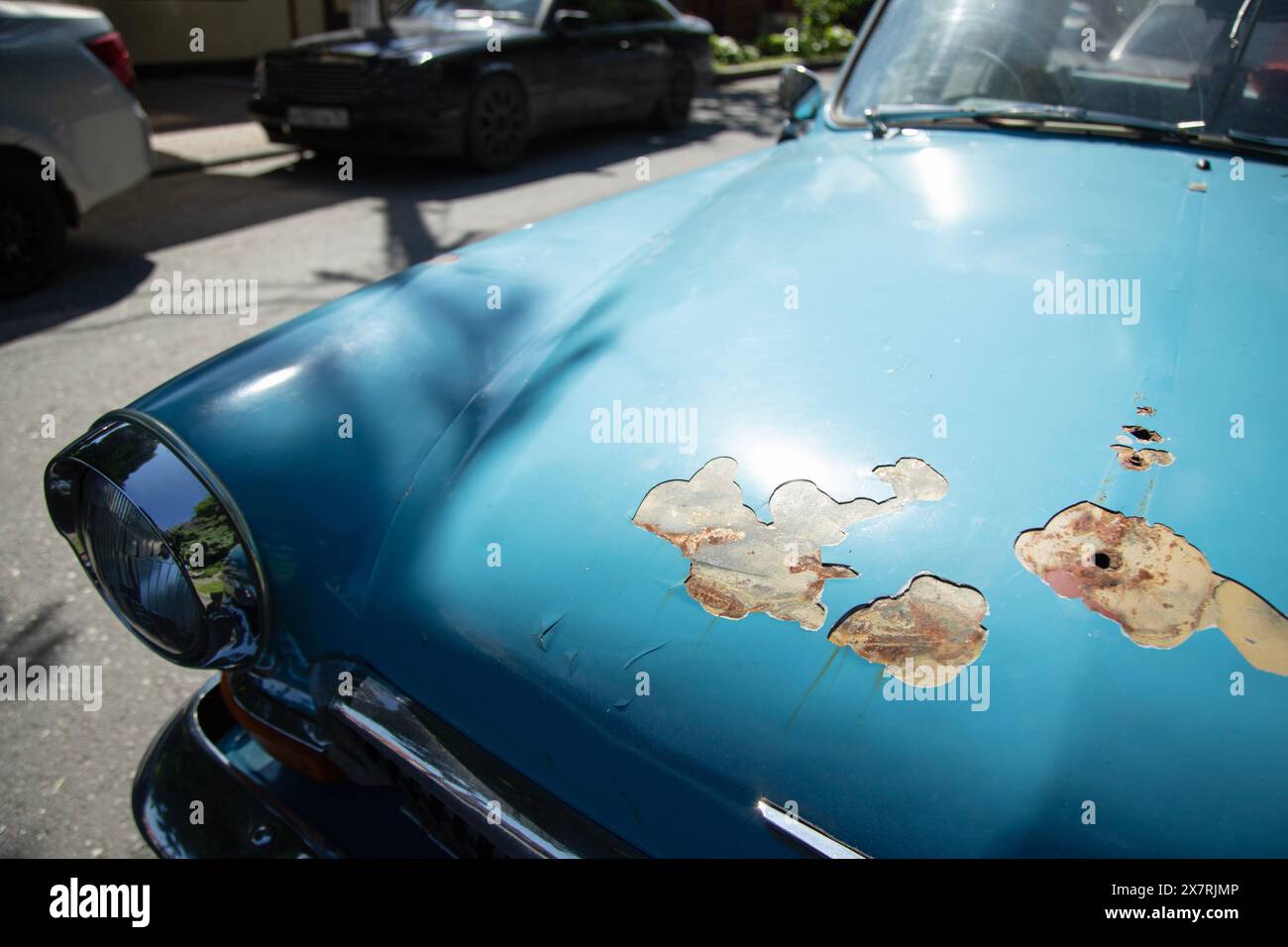 Rusty car paint hi-res stock photography and images - Alamy