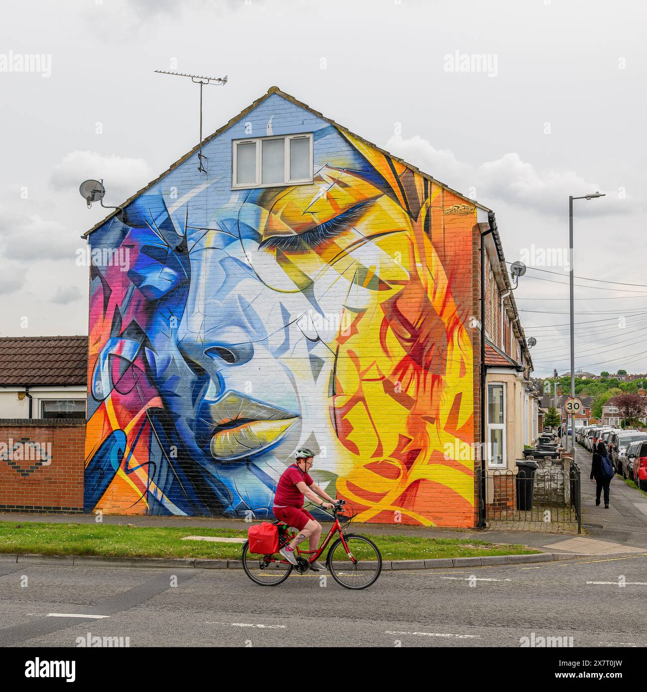 Sleeping ice queen hi-res stock photography and images - Alamy