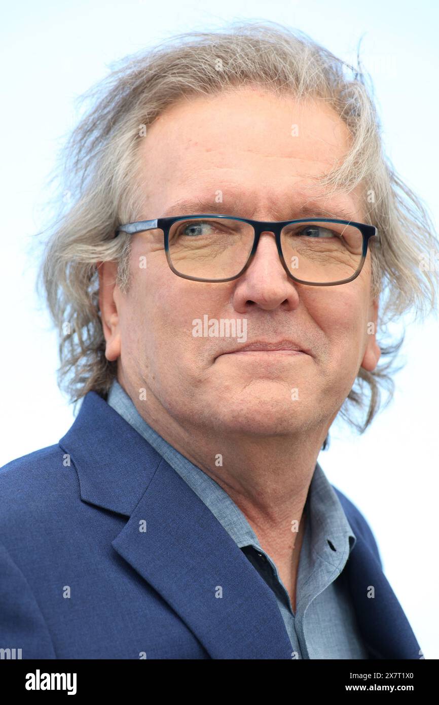 CANNES, FRANCE - MAY 21: Martin Donovan at 'The Apprentice' photocall ...