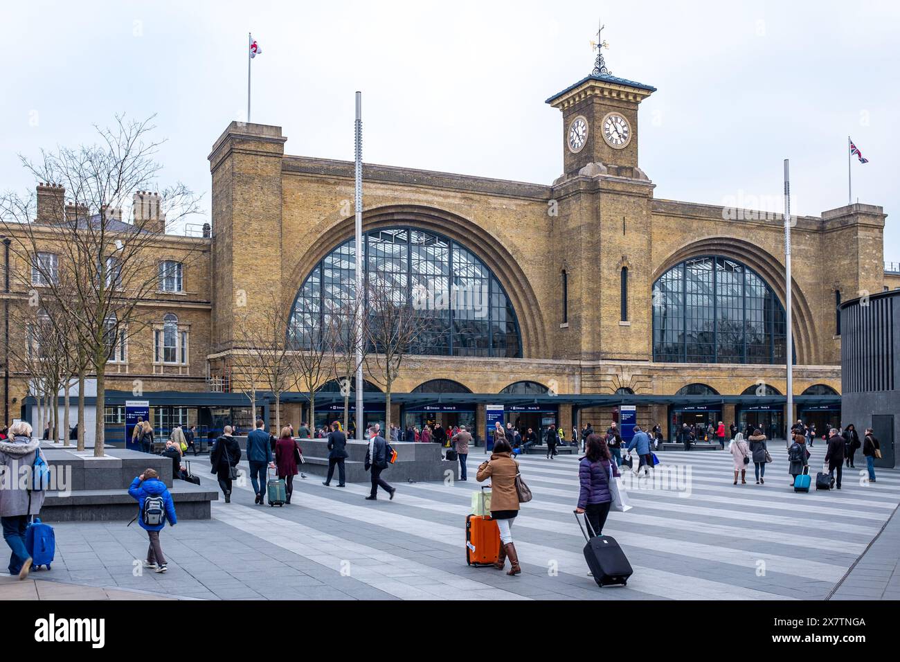Exterior of Kings Cross Station, London Stock Photo - Alamy