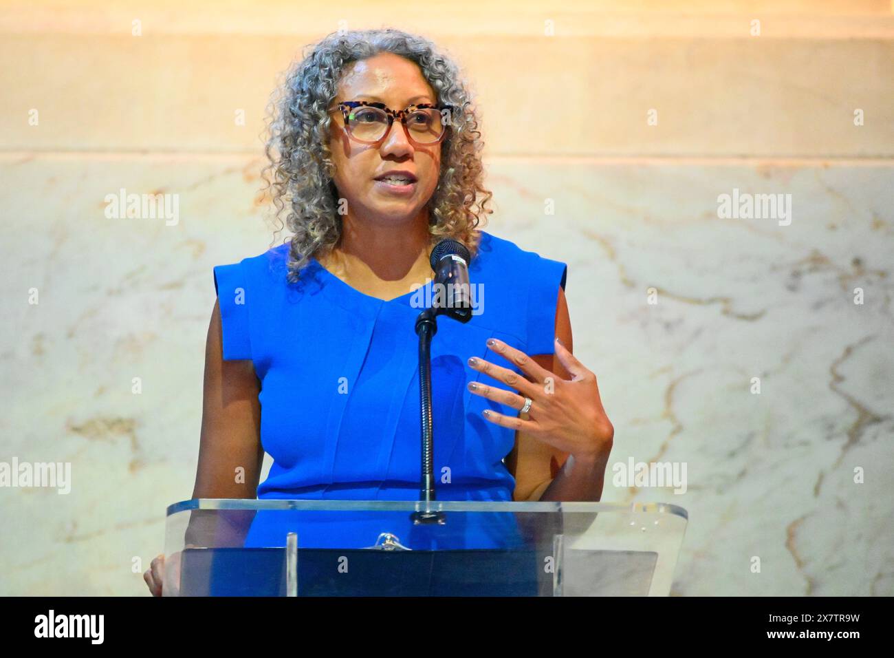 Visit philly programming hi-res stock photography and images - Alamy