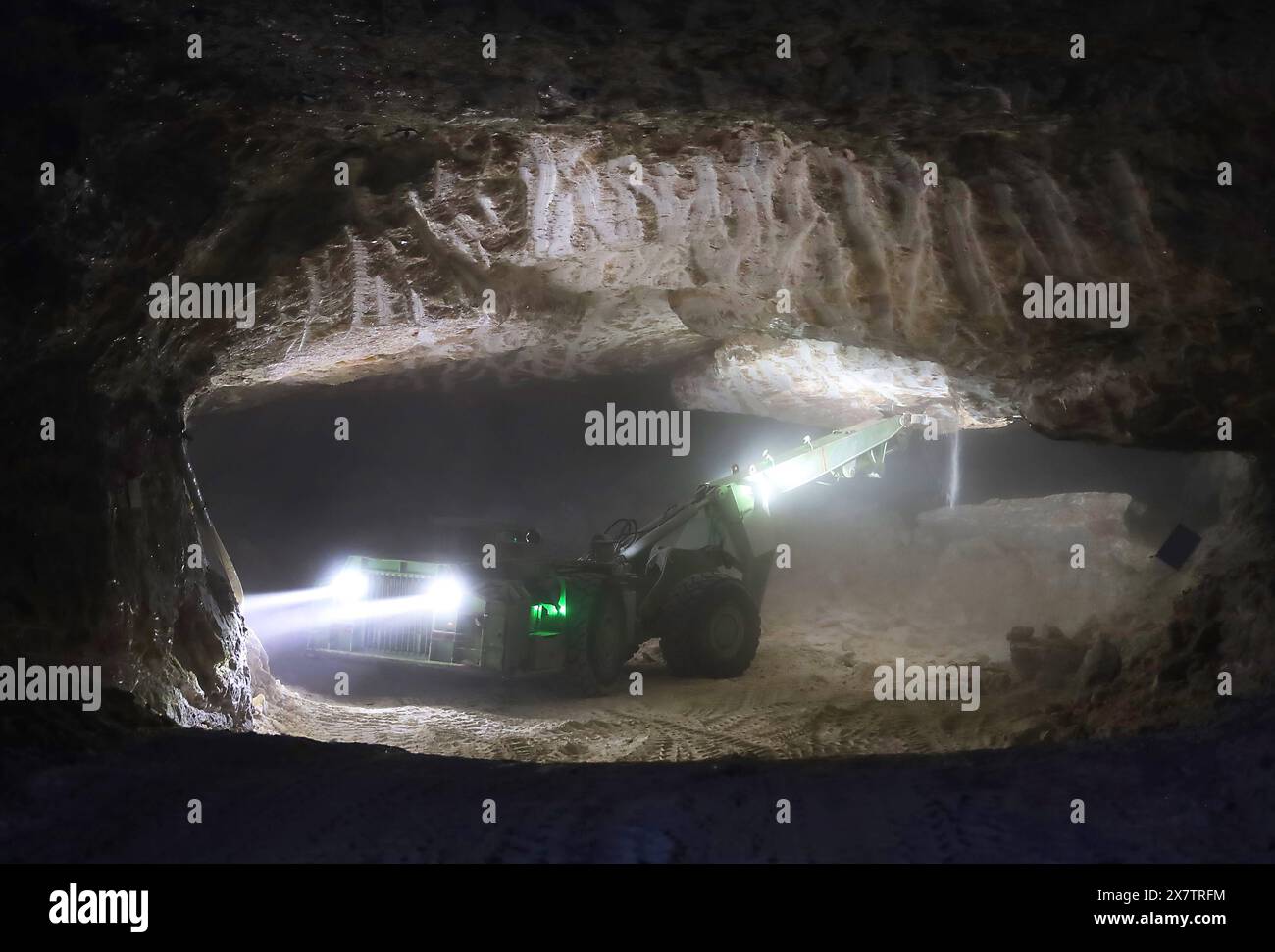 Backfill mine hi-res stock photography and images - Alamy