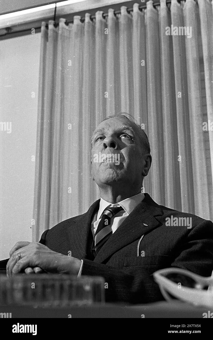 Jorge Luis Borges, Argentine fiction writer, during an artists meeting ...