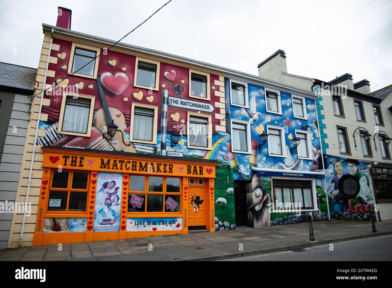 Matchmaker bar ireland hi-res stock photography and images - Alamy
