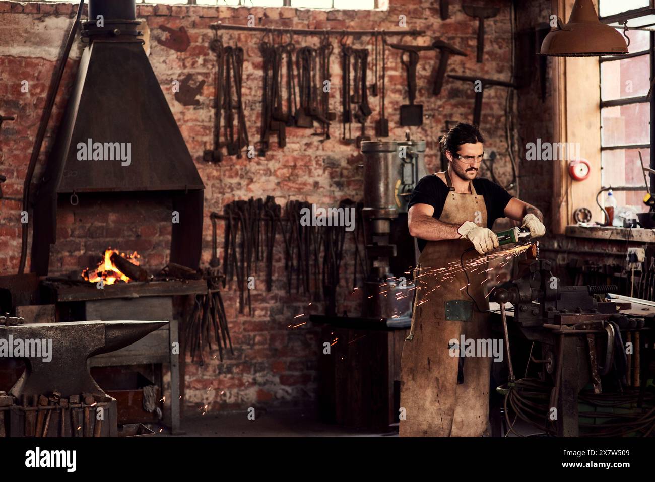 Welder blacksmith welding steel iron hi-res stock photography and ...