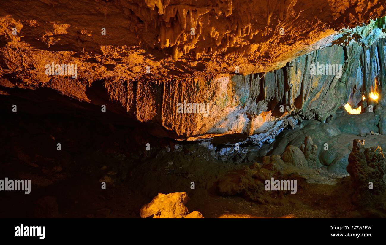 Fakilli Cave in Akcakoca, Duzce, Turkey Stock Photo - Alamy