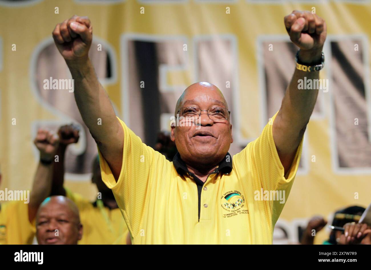 20 September 2010 - President Jacob Zuma sings and dances at the ...