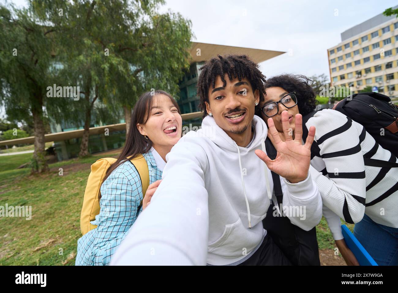 Students in group photo hi-res stock photography and images - Alamy